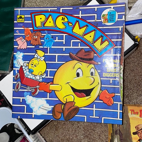 Other | Vintage Pac Man Book | Poshmark
